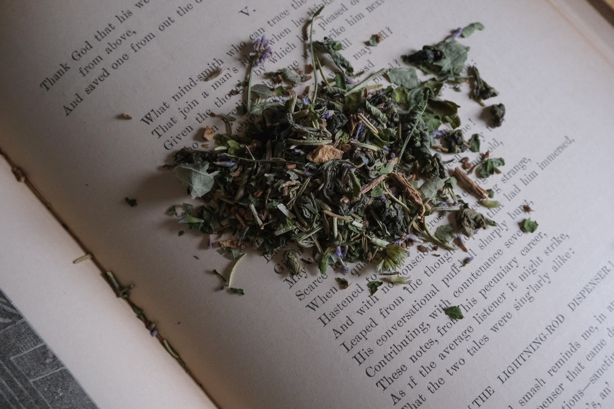 Chartreuse Oolong and Green Tea Blend – Old Growth Alchemy