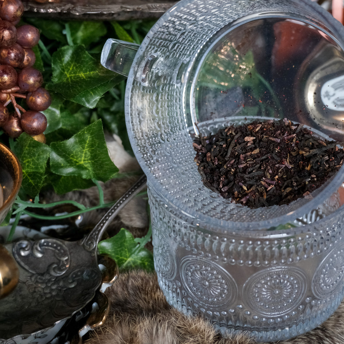 Lavender Menace Black Tea Blend – Old Growth Alchemy